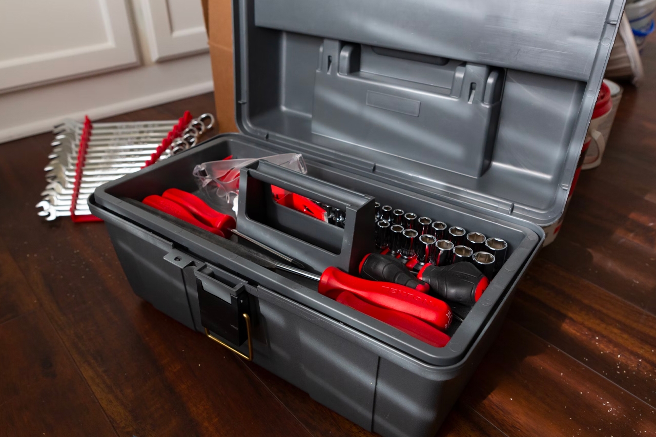 What Do I Need In My Toolbox? | Beginners Guide - ToolStore UK
