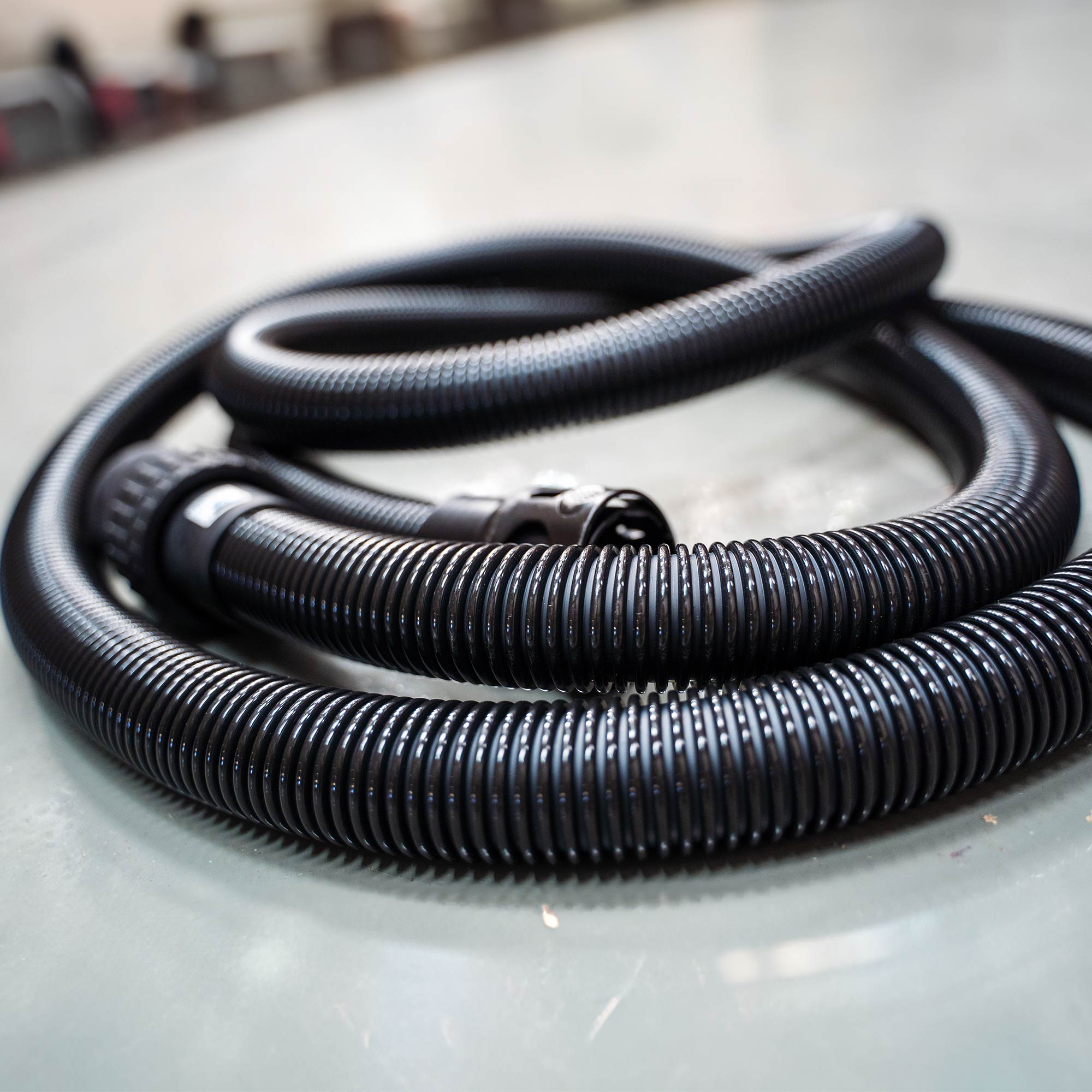 Makita MAKITA VC4210MX/1 110v 32A M-Class Dust Extractor - ToolStore UK