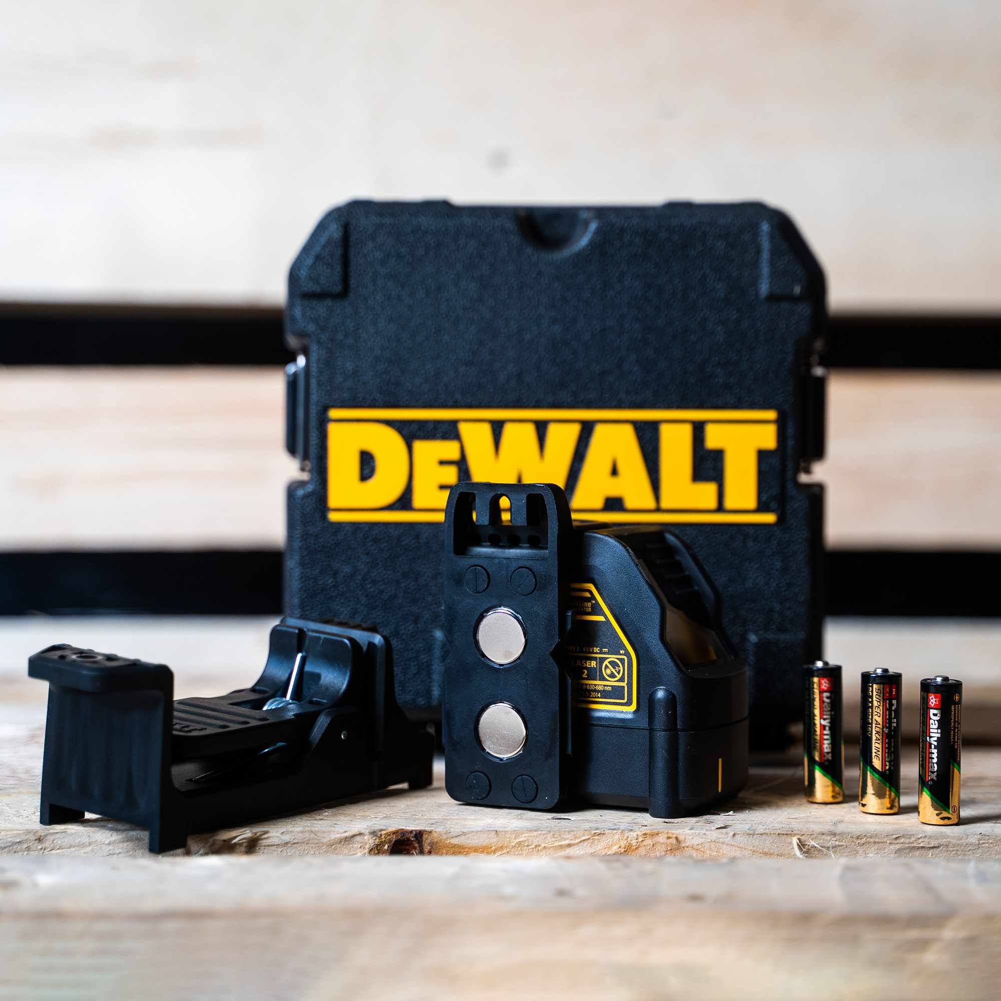 DEWALT DW088K Self-Level Line Laser + Pulse Mode - ToolStore UK