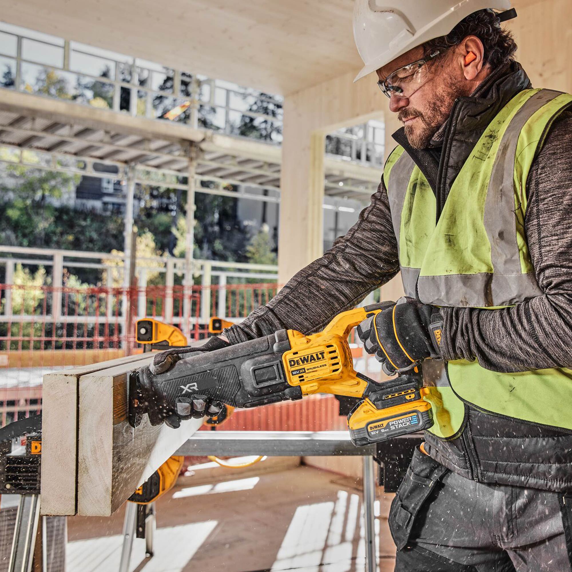 DeWalt DEWALT DCS386H2T 18v Brushless Recip Saw with 2x5ah Powerstack ...