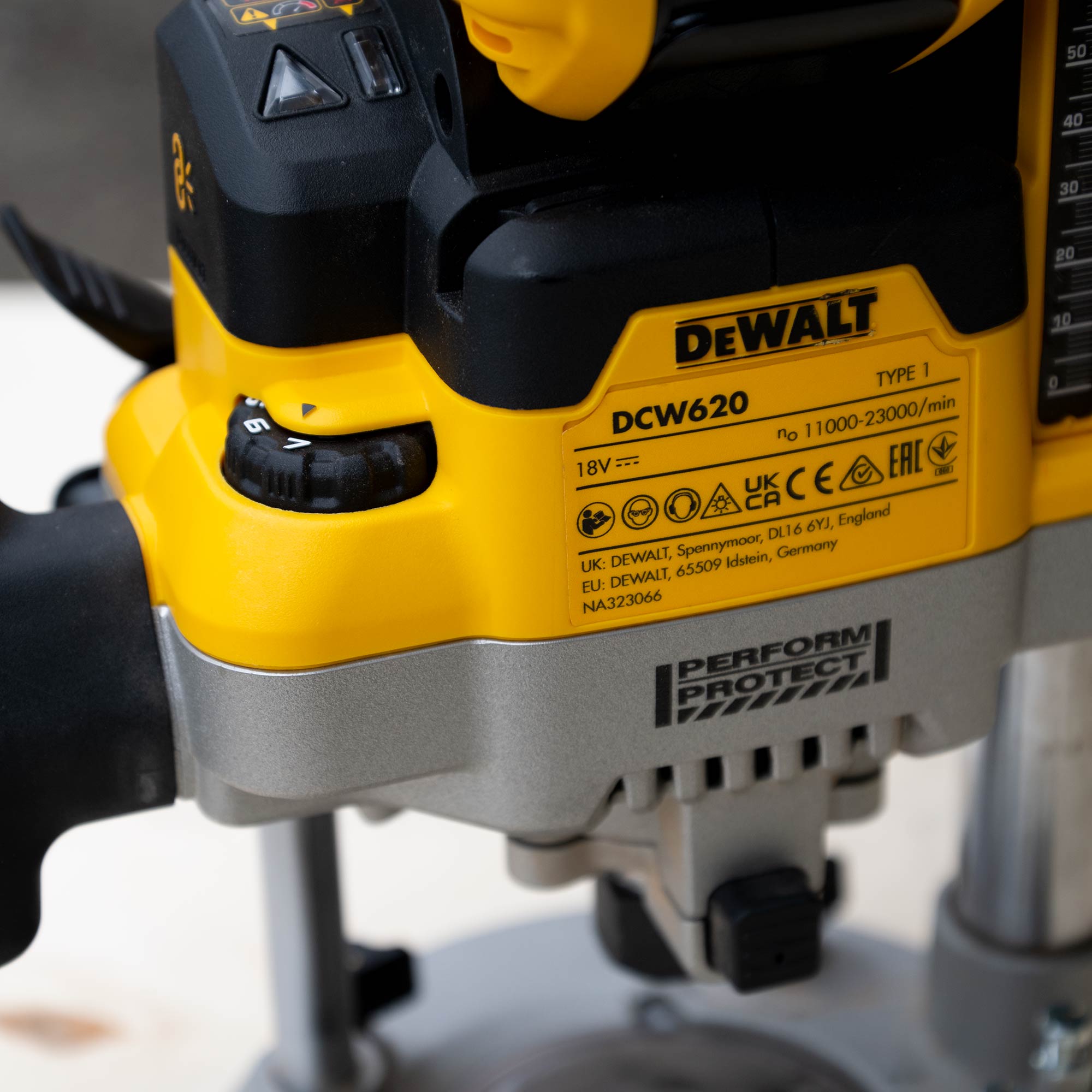 DeWalt DEWALT DCW620H2 18v Brushless 12mm Router with 2x5ah Powerstack ...