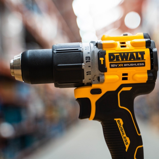 DeWalt DEWALT DCK2050E2T 18v DCD805/DCF850 Twin Pack with 2 x Powerstack Batteries - ToolStore UK