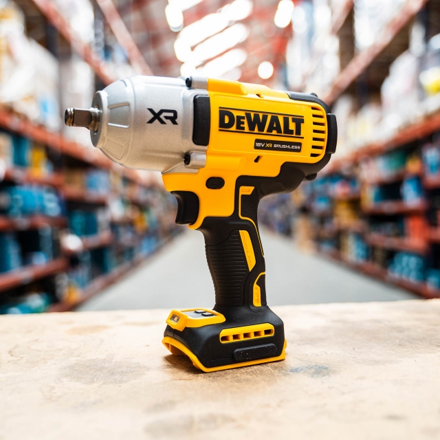 DeWalt DEWALT DCF900N 18v Brushless 1/2" Impact Wrench BODY ONLY ...